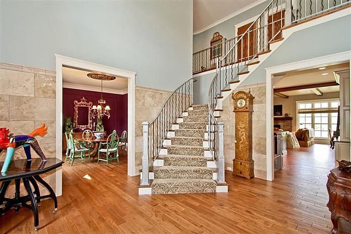 Plan 970010VC: European Elegance