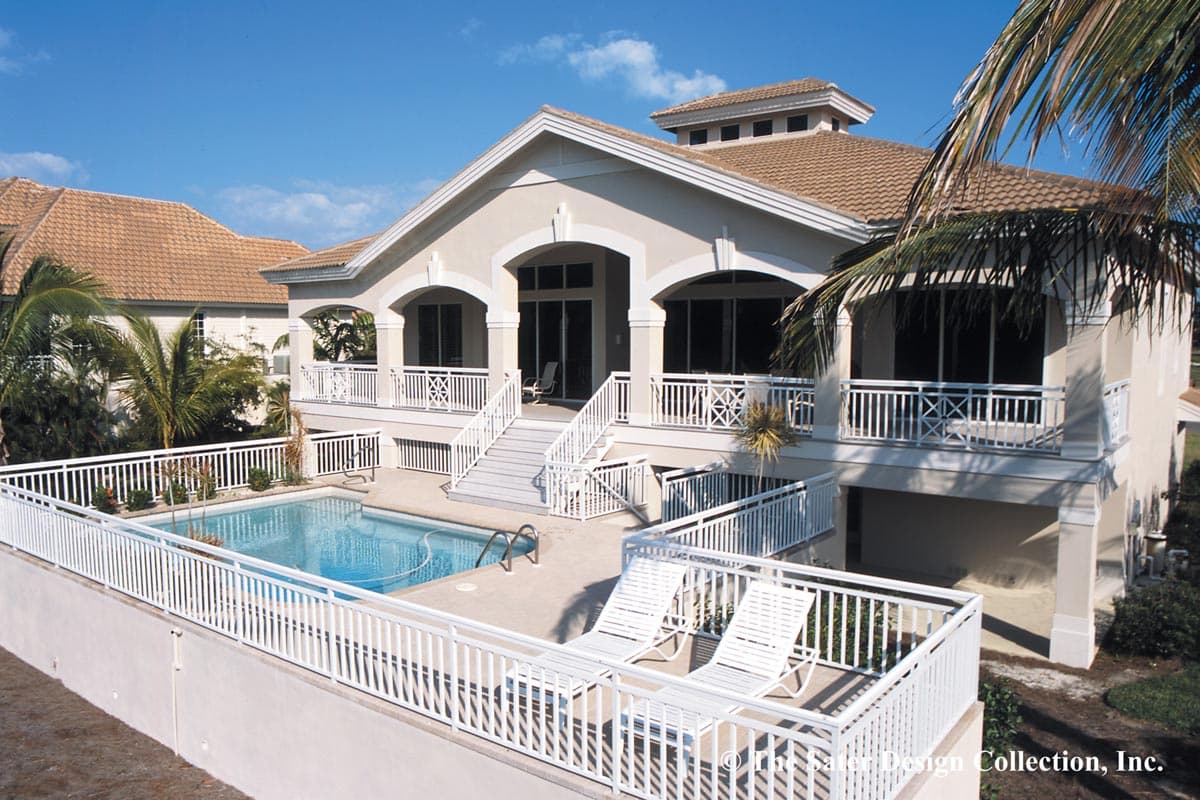 Plan 340077STR: European-stye Mediterranean Villa with Vaulted Ceilings