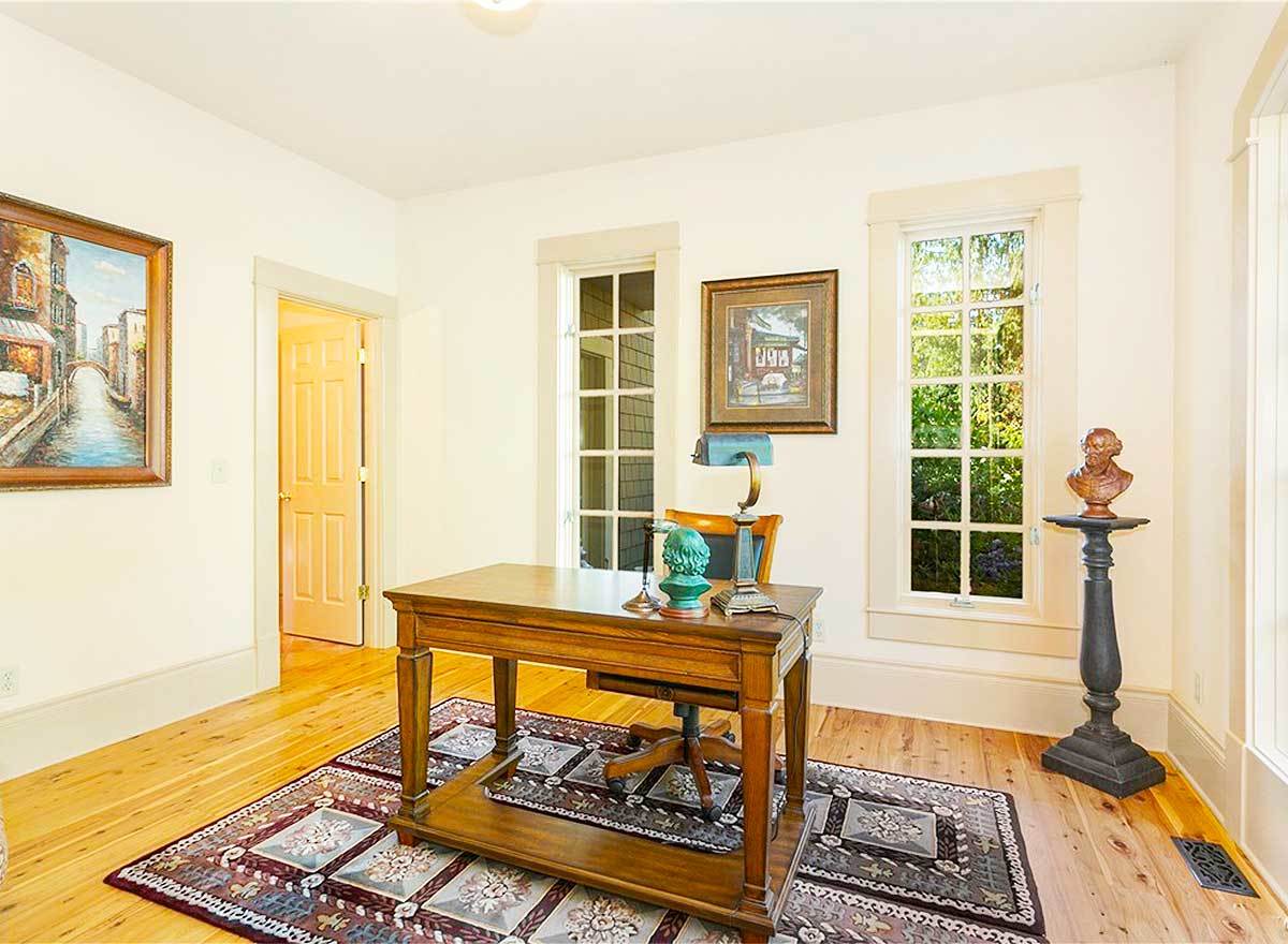 Charming Cottage with Great Room Design - 23117JD | Architectural ...