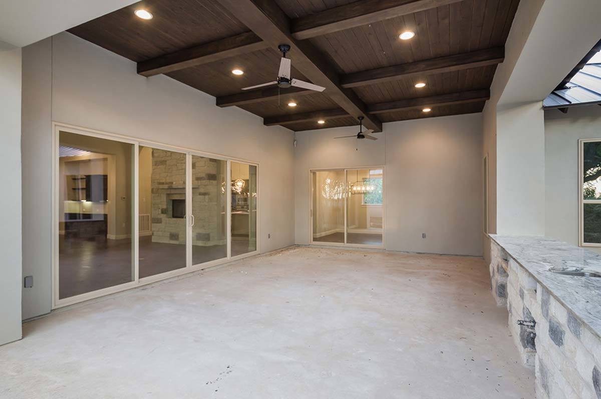 3 Bed Hill Country House Plan with Two Living Wings - 430003LY ...