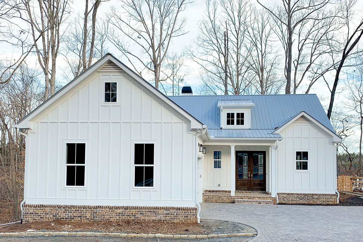 3-Bed Modern Craftsman Cottage with Vaulted Interior - 24383TW ...