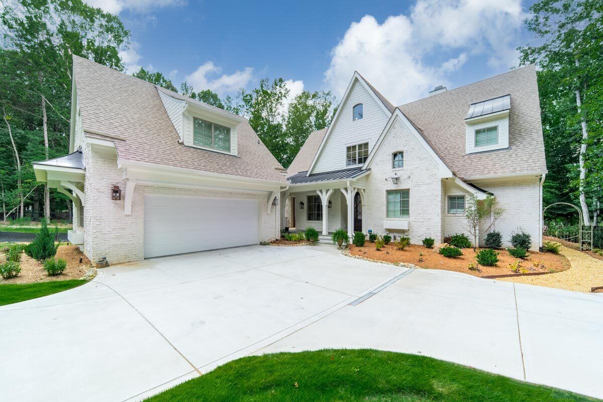 Transitional 2-Story House Plan with Private Apartment Above Garage ...